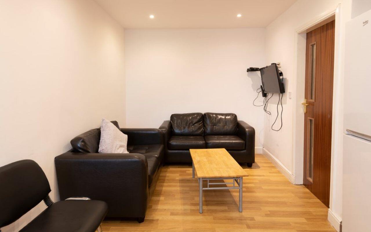 Eldon Court - Leeds Student Accommodation | uhomes