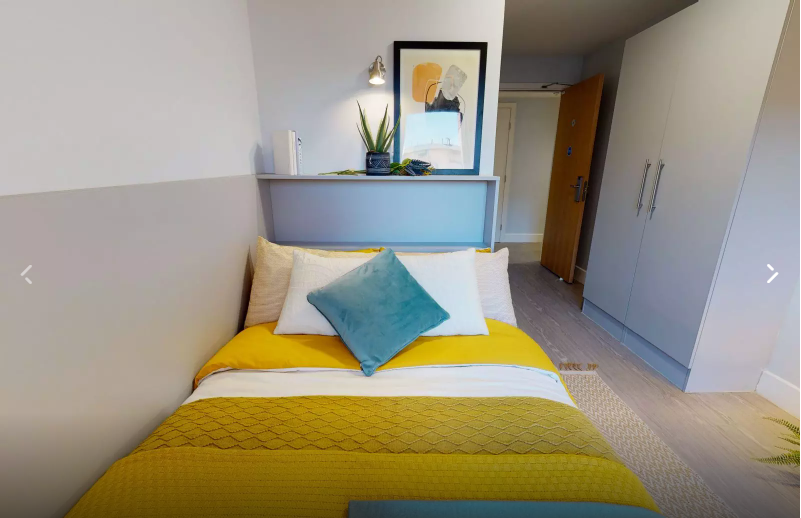 iQ Grove Room Tour-uhomes Live