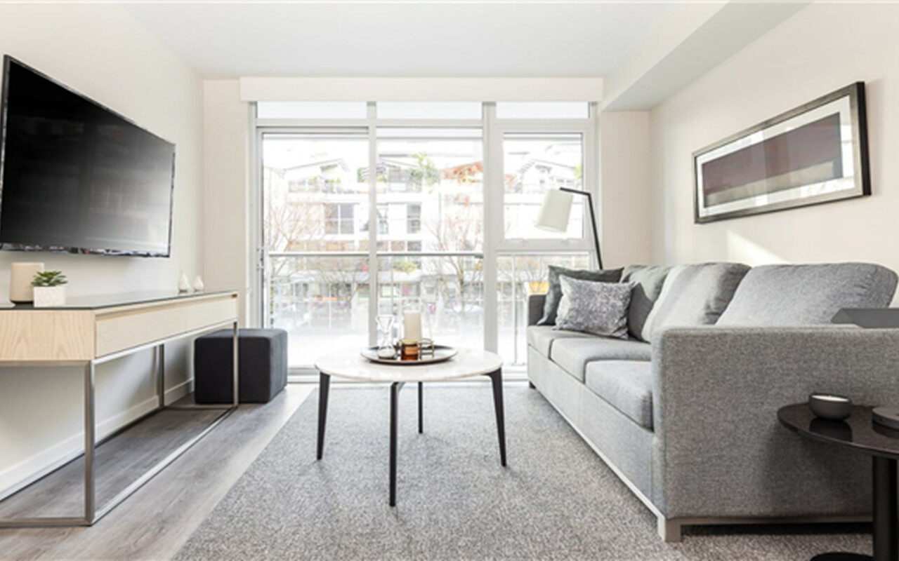 Level Hotels & Furnished Suites – Richards - Vancouver Student ...