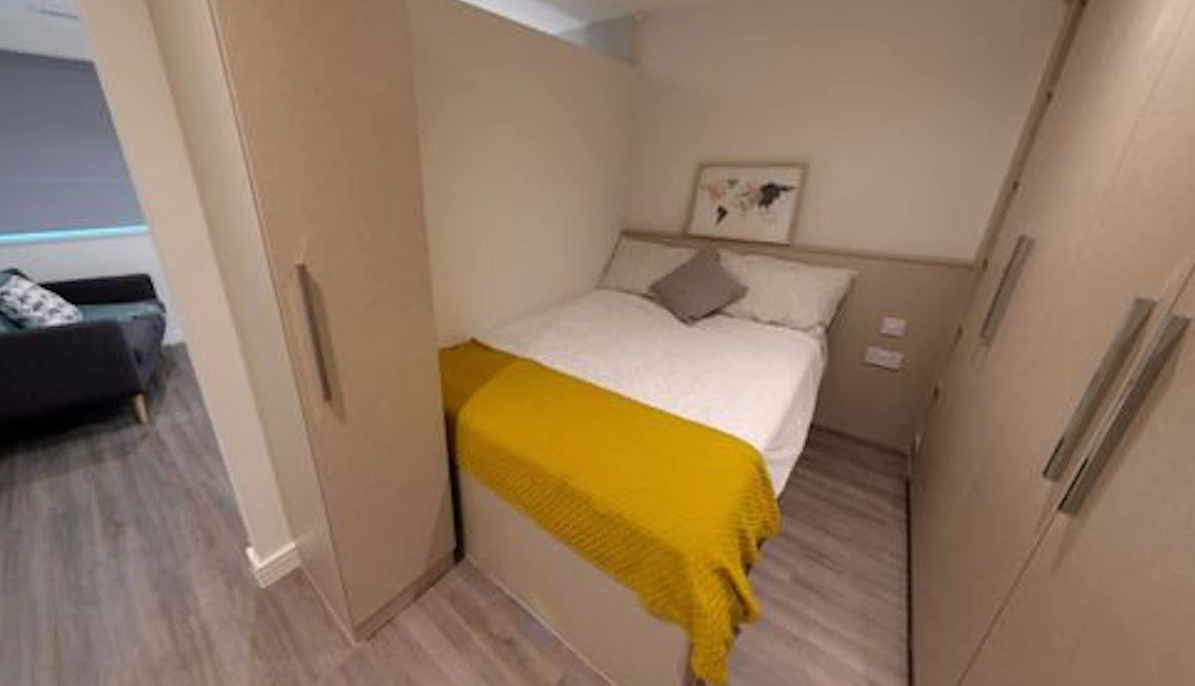 Redvers Tower Room Tour-uhomes Live