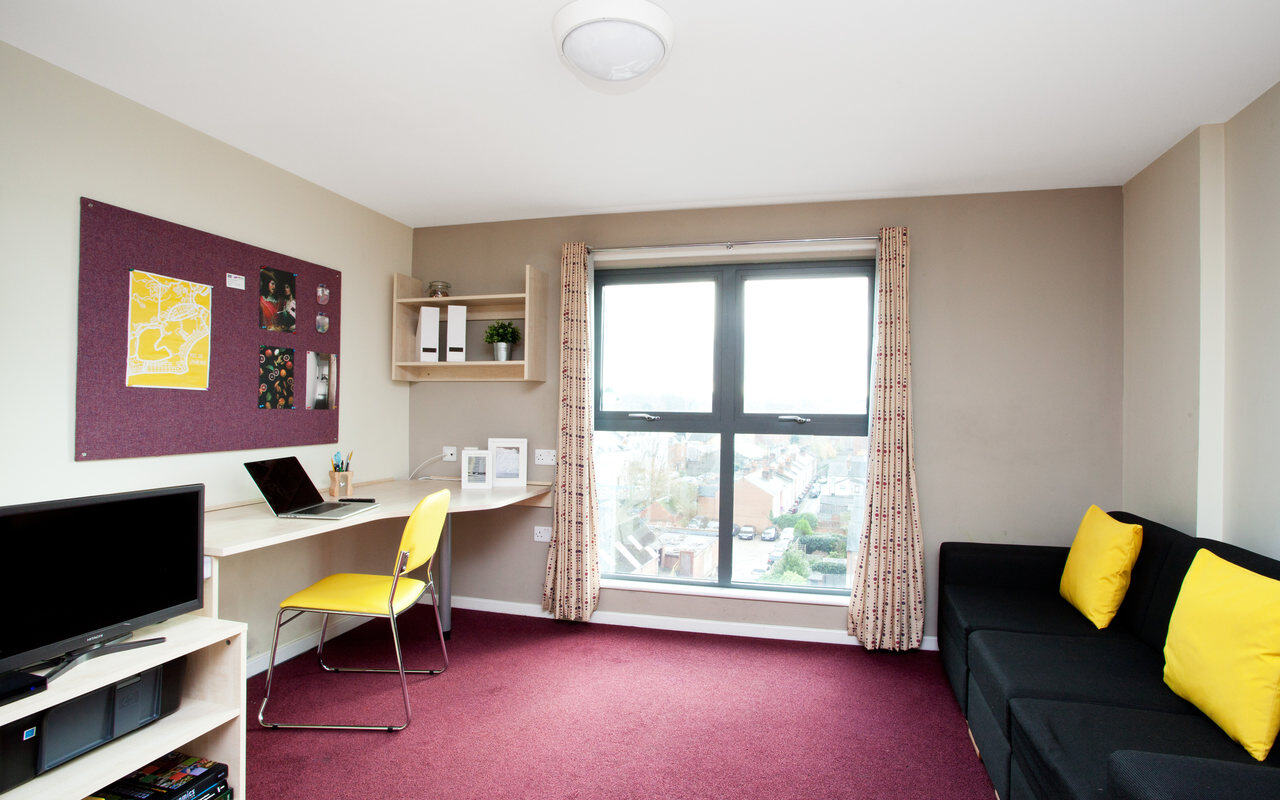 Crown House-Reading - Reading Student Accommodation | uhomes