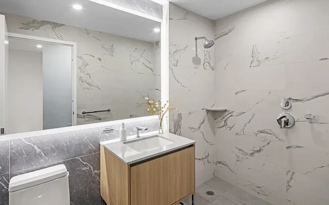 650 1st Ave - New York Apartment Rentals | uhomes.com