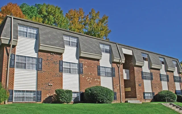 Chapel Tower - Durham Apartment Rentals | uhomes