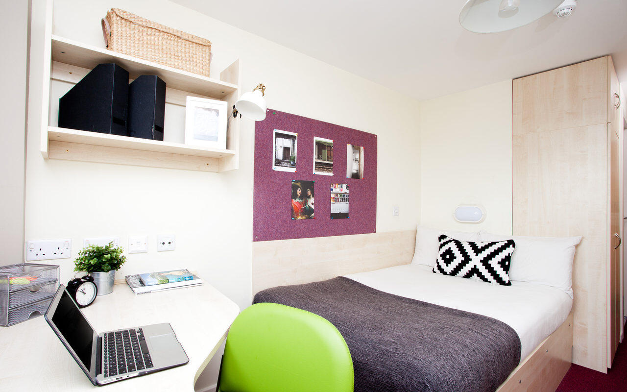 Crown House-Reading - Reading Student Accommodation | uhomes