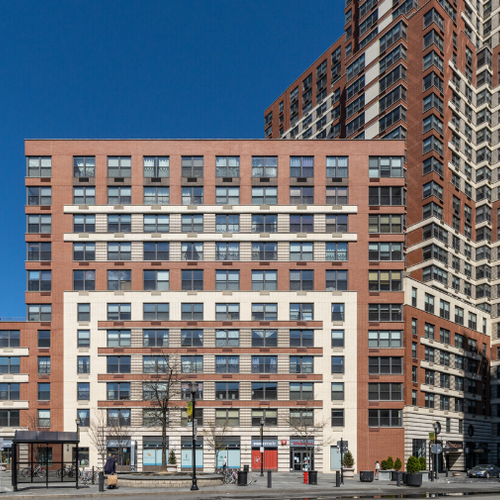 Grove Pointe - Jersey City Apartment Rentals | uhomes.com