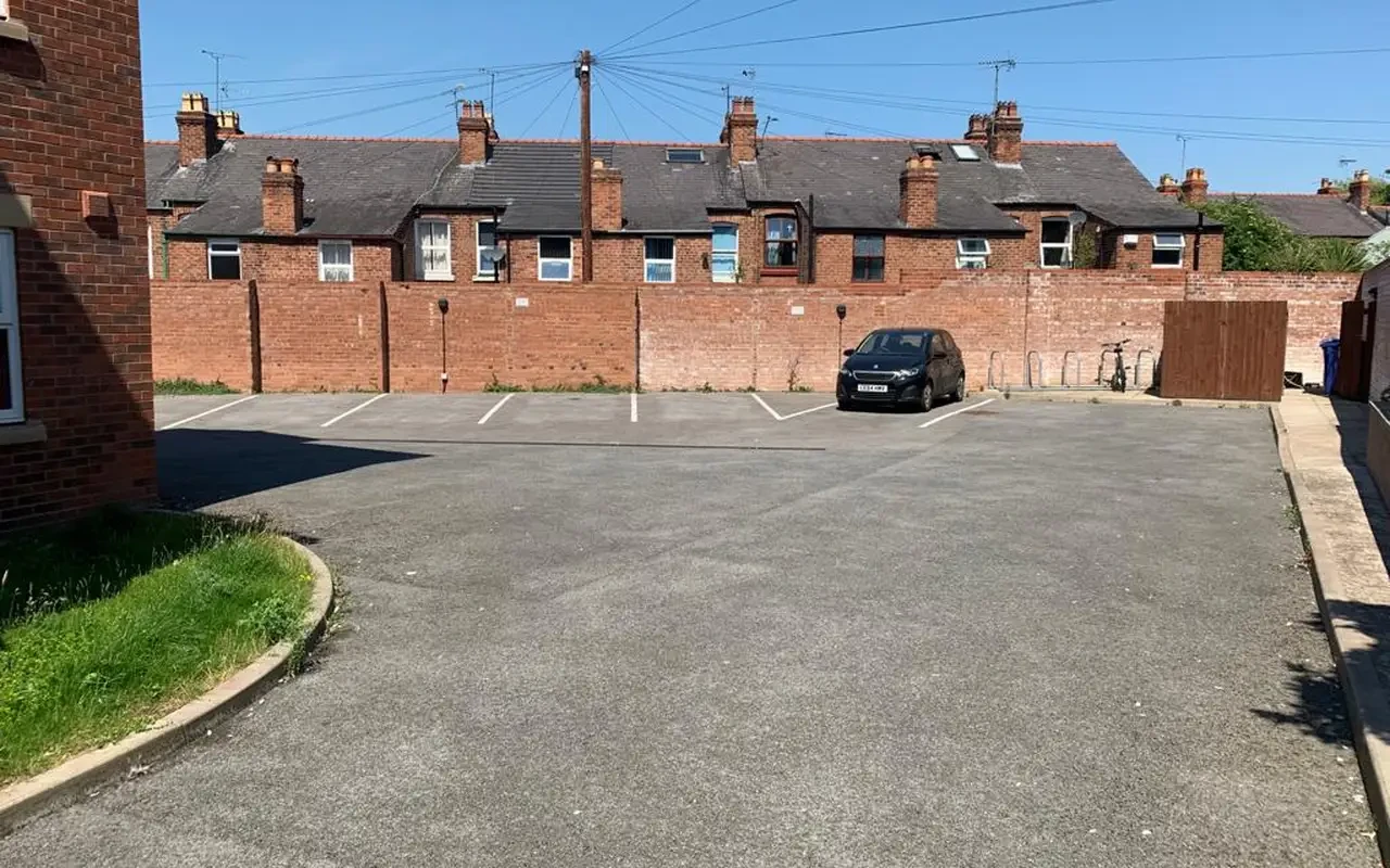 Waterside Court - Chester Student Accommodation | uhomes