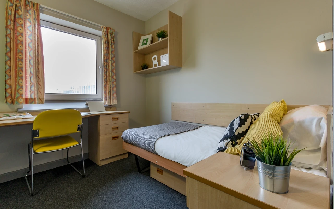 New Medlock House - Manchester Student Accommodation | uhomes