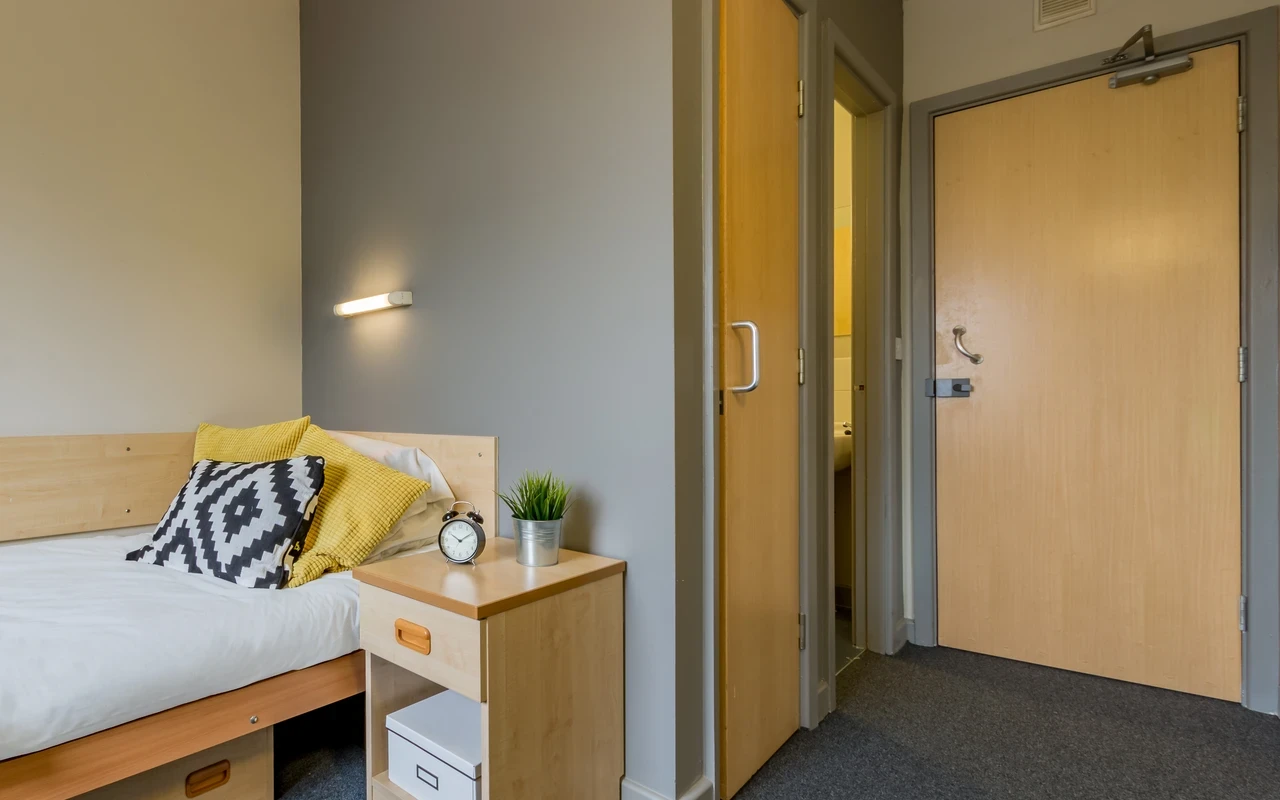 New Medlock House - Manchester Student Accommodation | uhomes